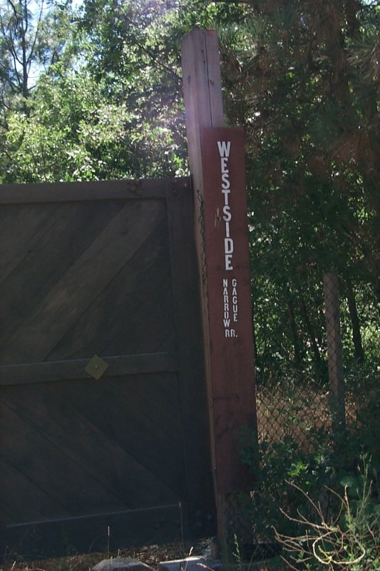 Mill site entrance - Narrow Gauge railway Photo Gallery