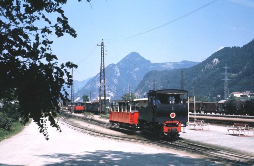 Jenbach station - Narrow Gauge railway Photo Gallery