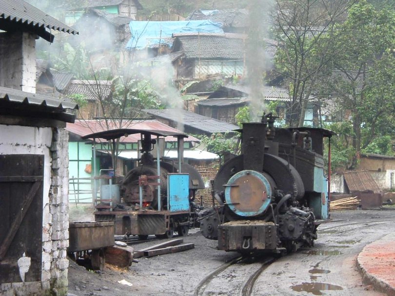 Tipong Colliery - Narrow Gauge railway Photo Gallery