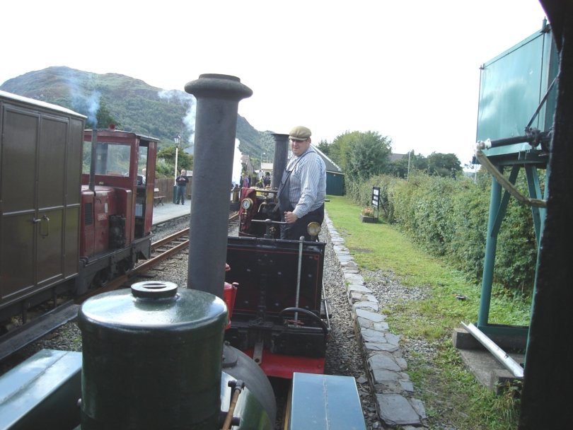 Firing Rishra - Narrow Gauge railway Photo Gallery