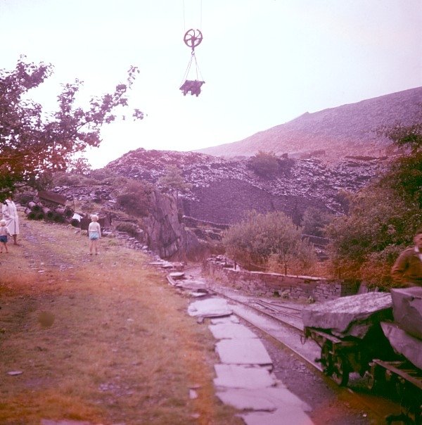 Nantle flying railway - Narrow Gauge railway Photo Gallery