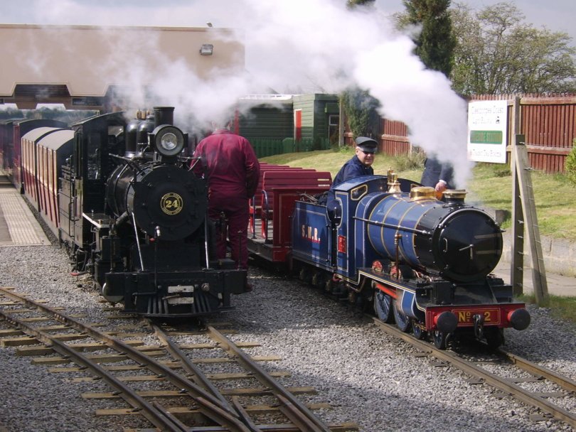 24 and Sutton Flyer - Narrow Gauge railway Photo Gallery