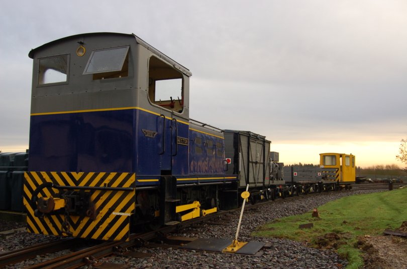 Fowler Diesel 'Hector' - Narrow Gauge railway Photo Gallery